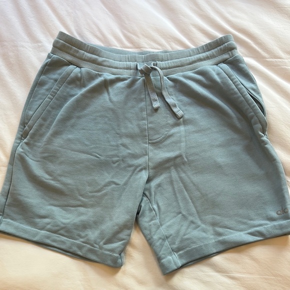 ALO Yoga | Shorts | Mens Light Blue Alo Chill Shorts | Poshmark